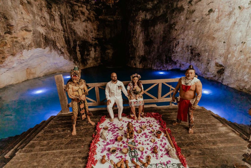 Cenote Santa Rosa – Cenotes, Restaurante y Cabañas